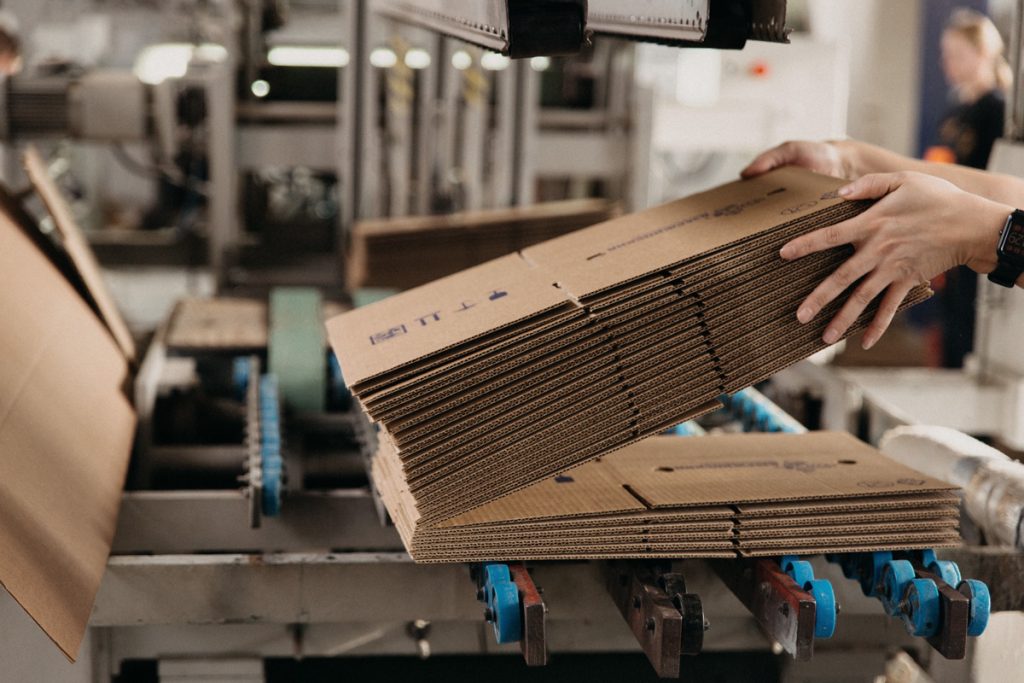 Cajas de cartón ondulado personalizadas - Letro S.A.U